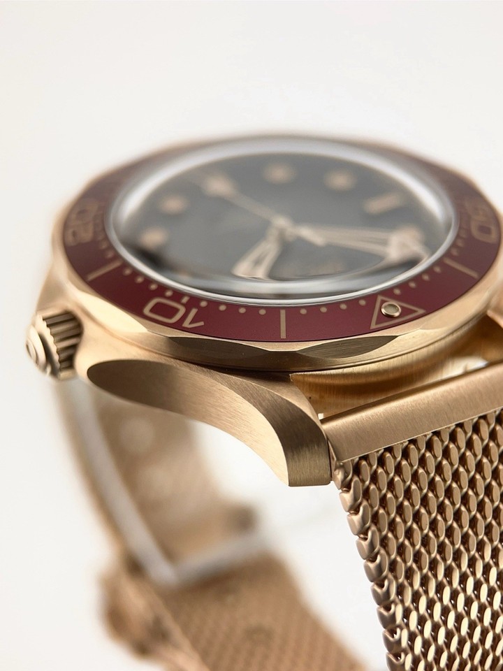 Omega Seamaster Bronze Gold Black Dial 42mm Automatic Mens 210.90.42.20 ...