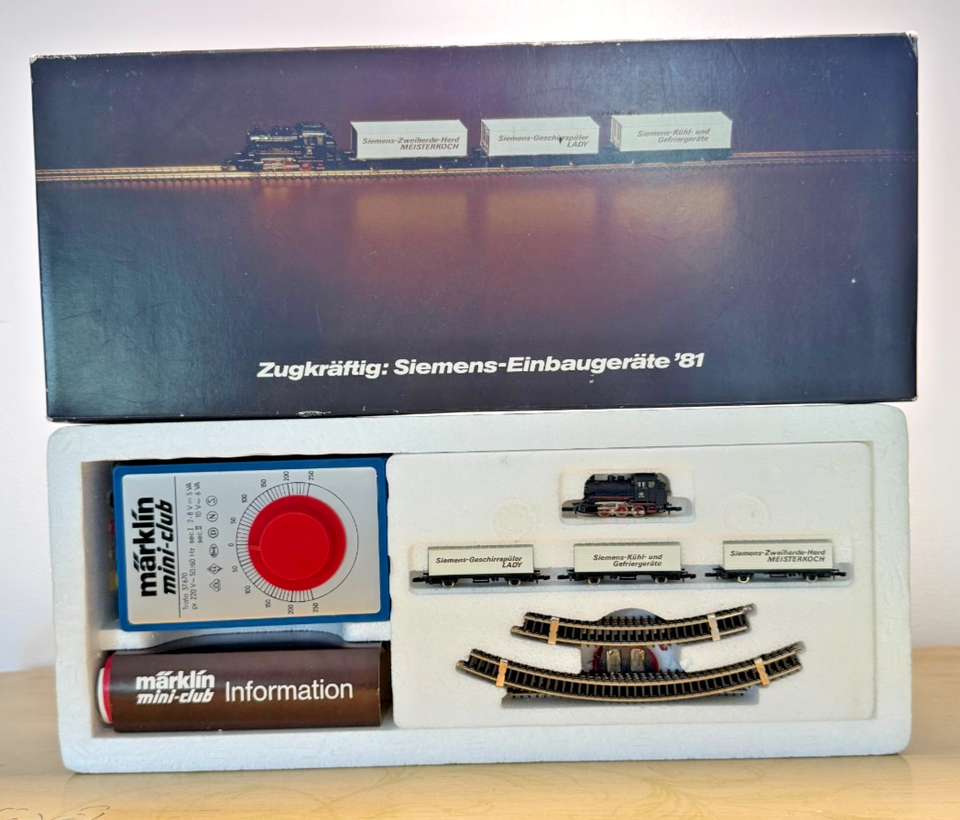 Z Scale Marklin BR89 Locomotive 3 Freight Car Set With Track And ...