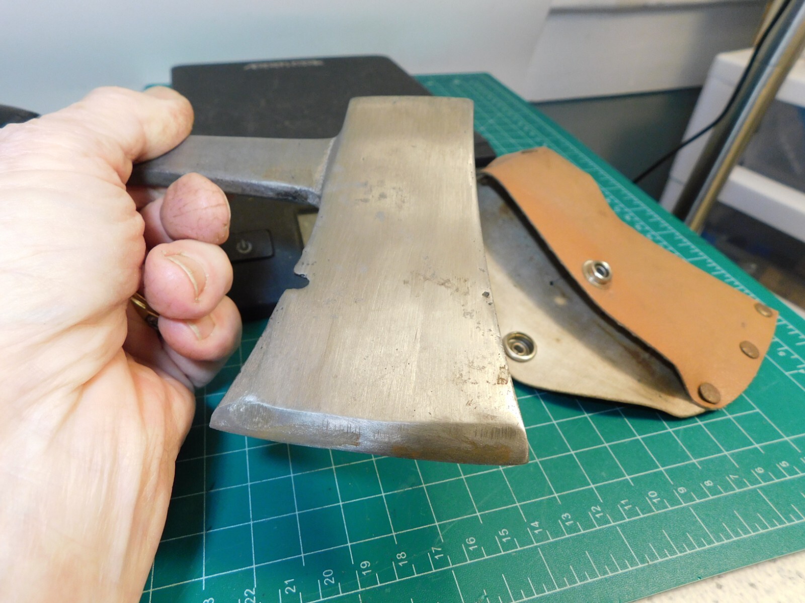 Vtg. 1lb 6.8oz Steel Handle w/Rubber Grip Hatchet Unmarked Drop Forged ...