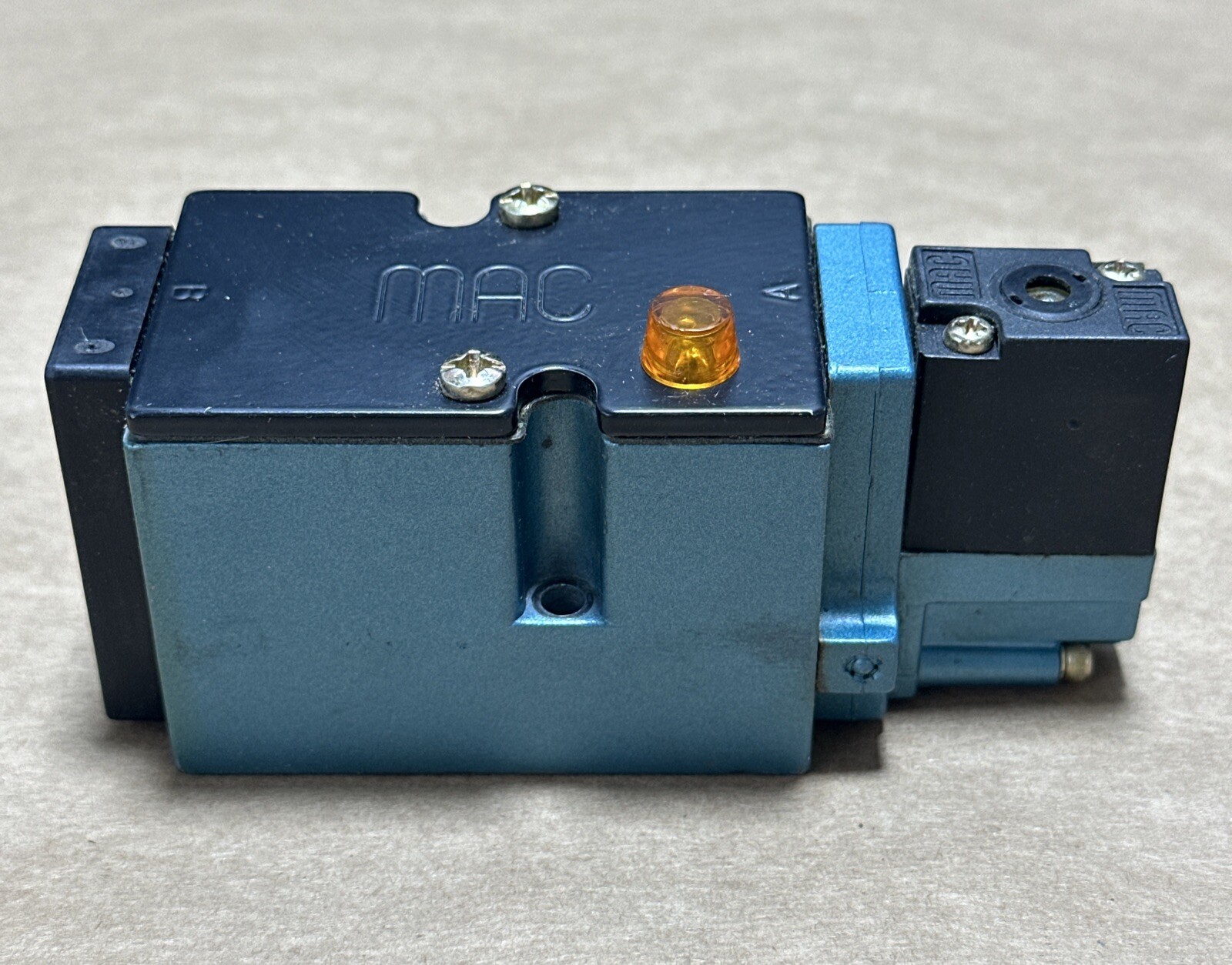 PREOWNED- MAC Valves 82A-AC-000-TM-DAAP-1DA VAC to 150PSI Pneumatic ...