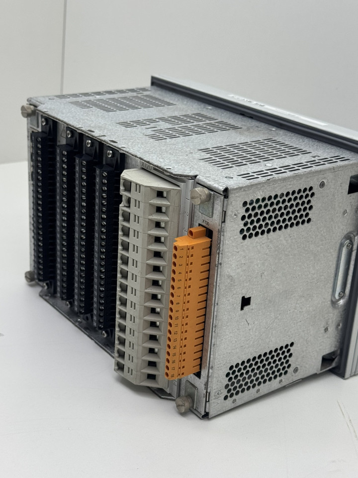 ABB REF620 FEEDER PROTECTION AMD CONTROL RELAY REF620E ...