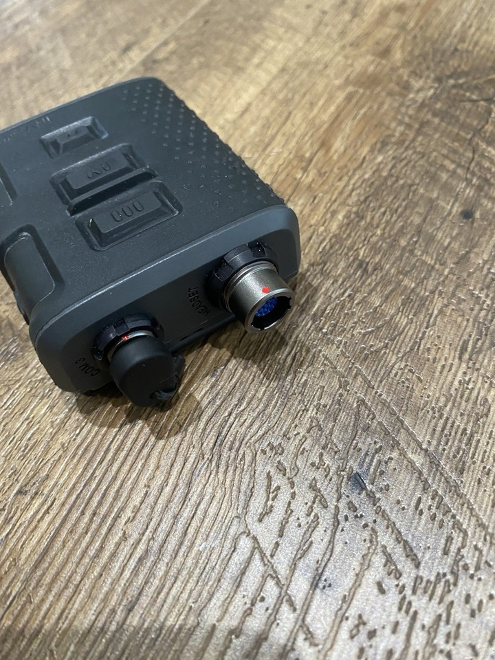 Invisio V60 PTT Black INV14584 Comms Tactical Military | eBay