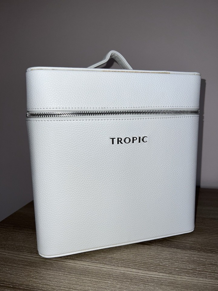 Tropic Skincare - White Ambassador Beauty Storage Box - Vanity Case ...