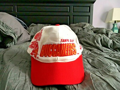 Vintage throwback Tampa Bay Buccaneers hat Vinny Testaverde Mike ...