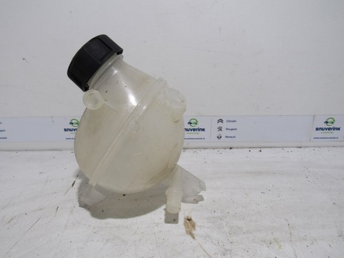 AUSGLEICHBEHÄLTER EXPANSION TANK Peugeot 2008 (CU) 2016 9800777280 ...