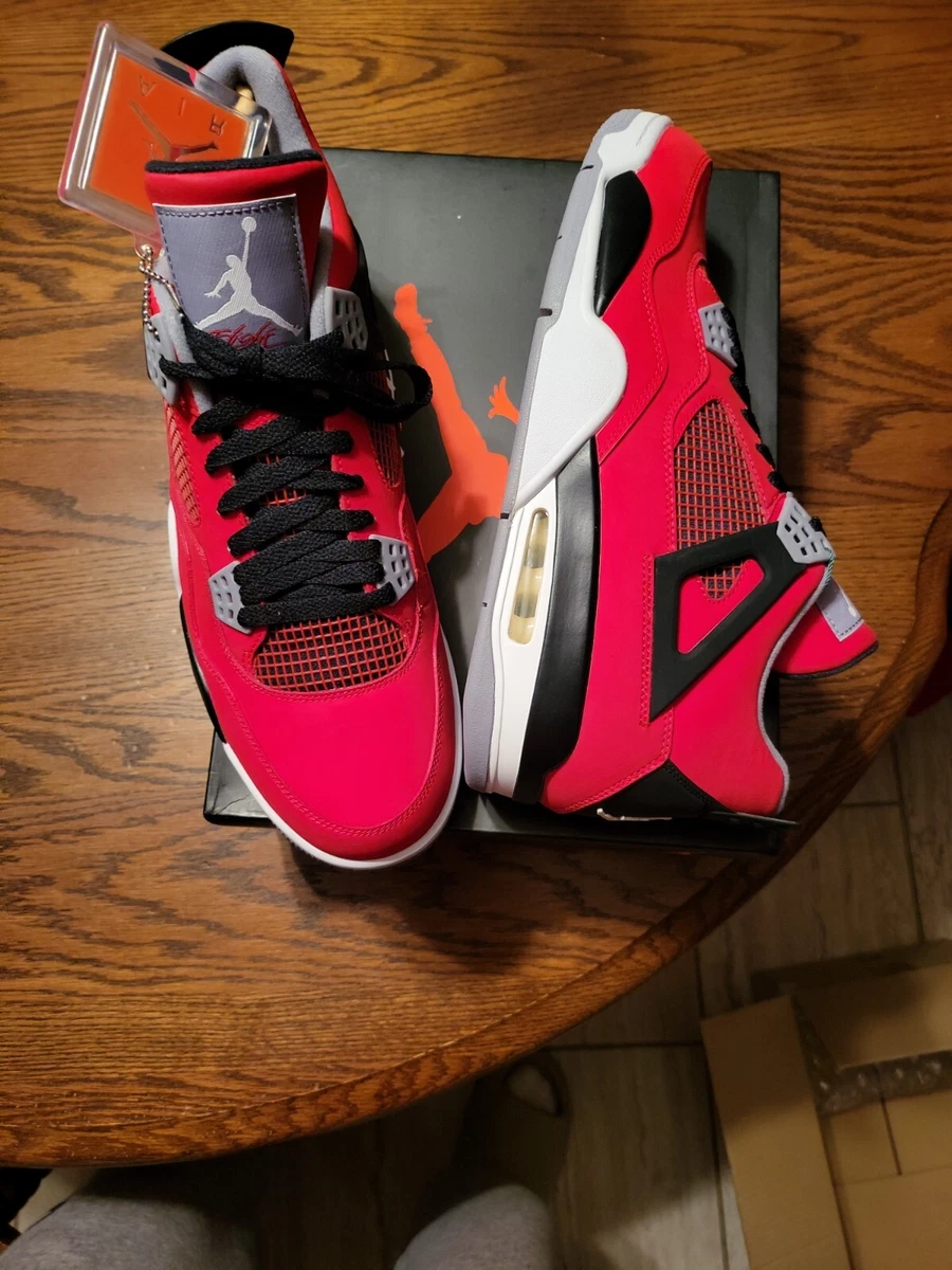 Jordan 4 Toro On Feet