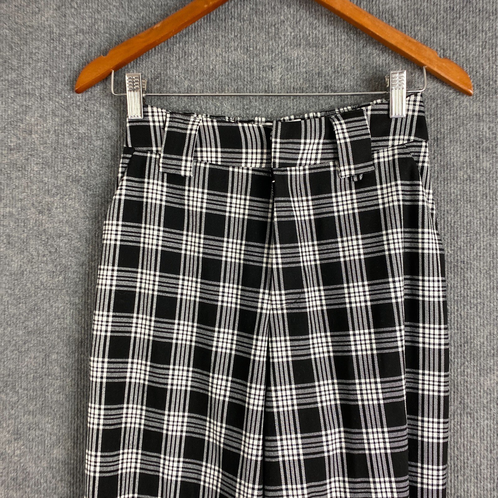 I Am Gia Pants Womens Extra Small Black White Capri Trousers Gingham ...