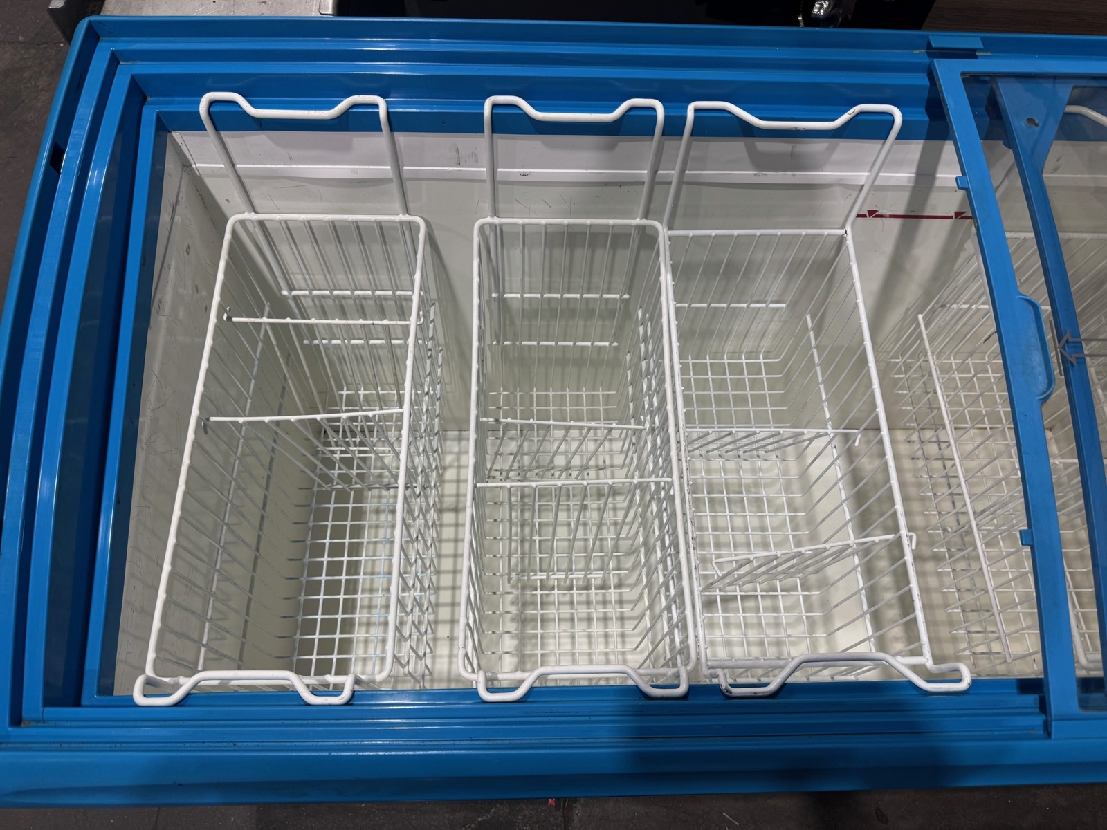 AHT RIO S 175 CURVED GLASS SLIDING LID ICE CREAM FREEZER | eBay