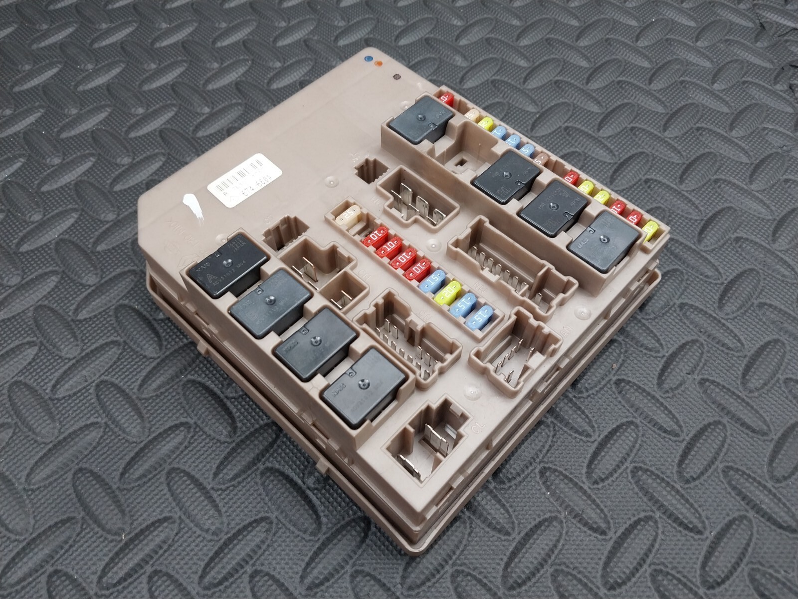 Renault Clio MK3 Modus ENGINE COMPARTMENT FUSE BOX 674660A | eBay