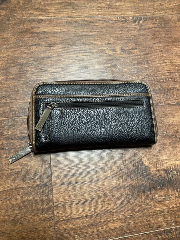 Chaps Womens Wallet Faux Pebble Embossed Leather Black -w- Brown Trim 7 ...