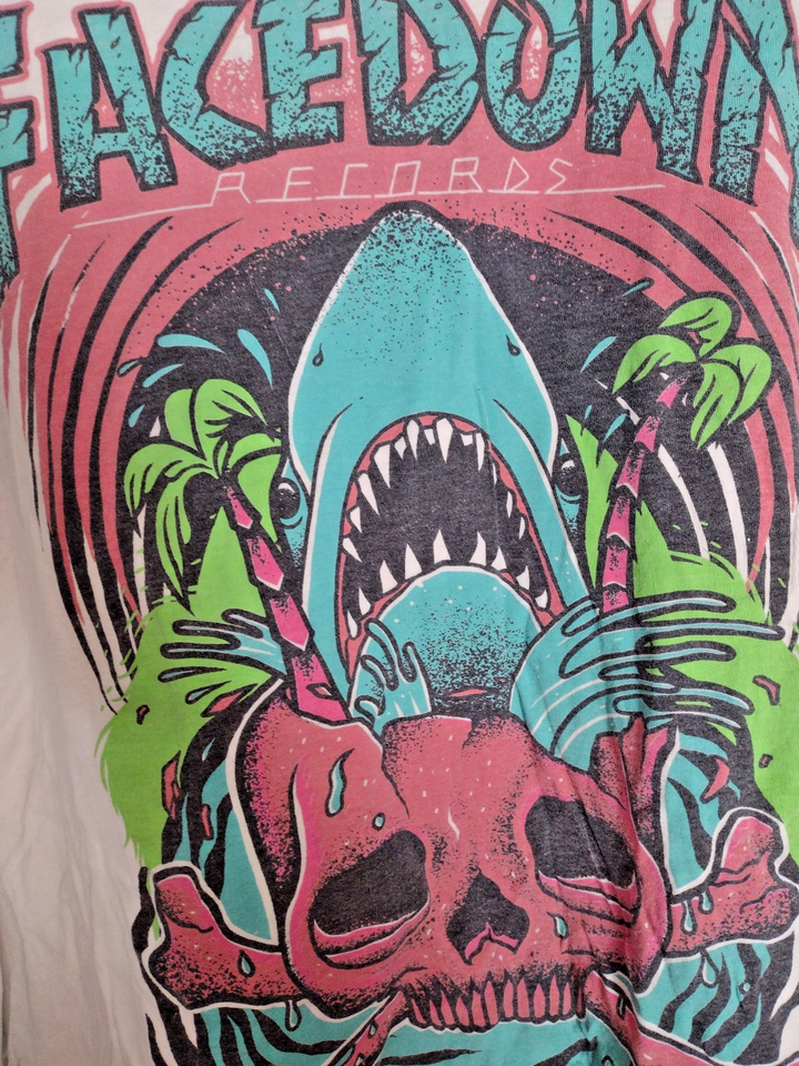 Facedown Records Graphic Shark Skull Crossbones Men's M Medium T-Shirt ...