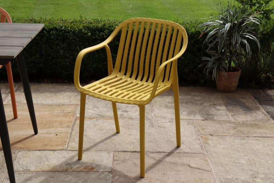 COLOURFUL STACKABLE OUTDOOR GARDEN CHAIRS CHOICE OF SIX COLOURS FULLY ...