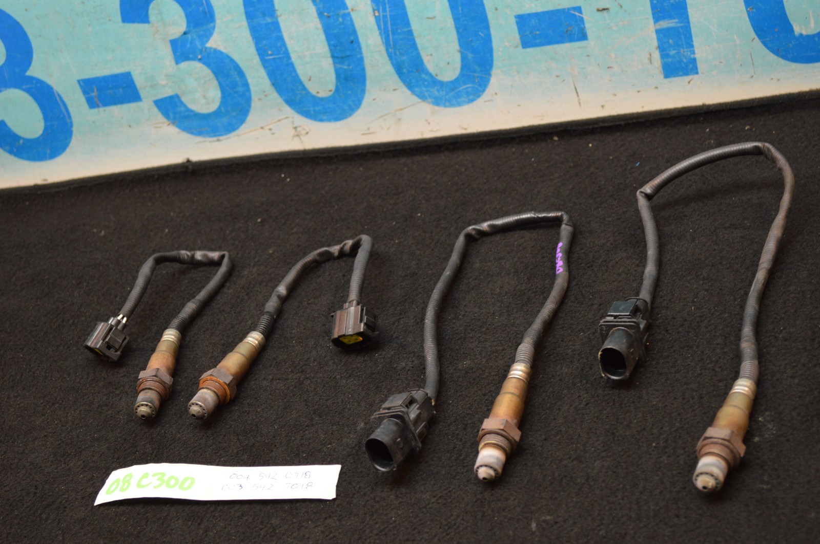 08-11 W204 MERCEDES C300 C350 UPPER AND LOWER OXYGEN 02 SENSORS SET OF ...