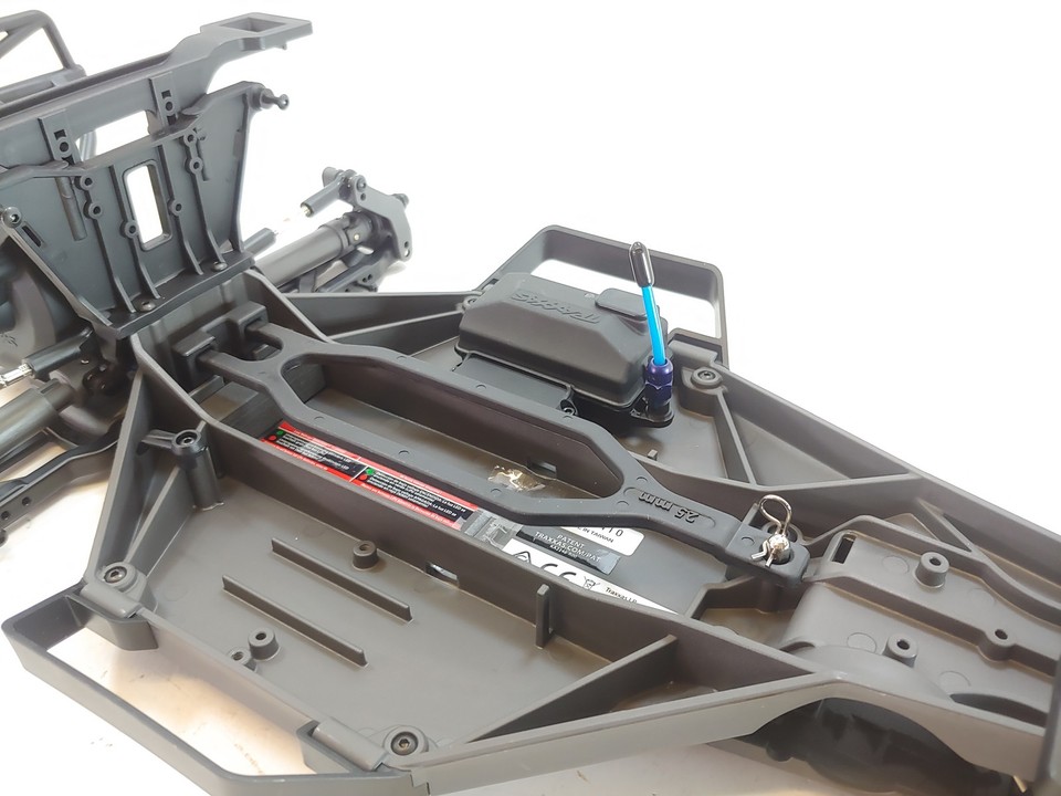 NEW Traxxas Slash LATE MODEL 1/10 2wd Dirt Oval Race Roller Slider ...