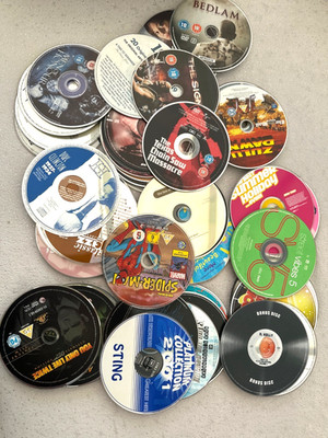 Job lot 100 Loose CDs / DVDs For Crafts, Art Projects Gardening etc No3 ...