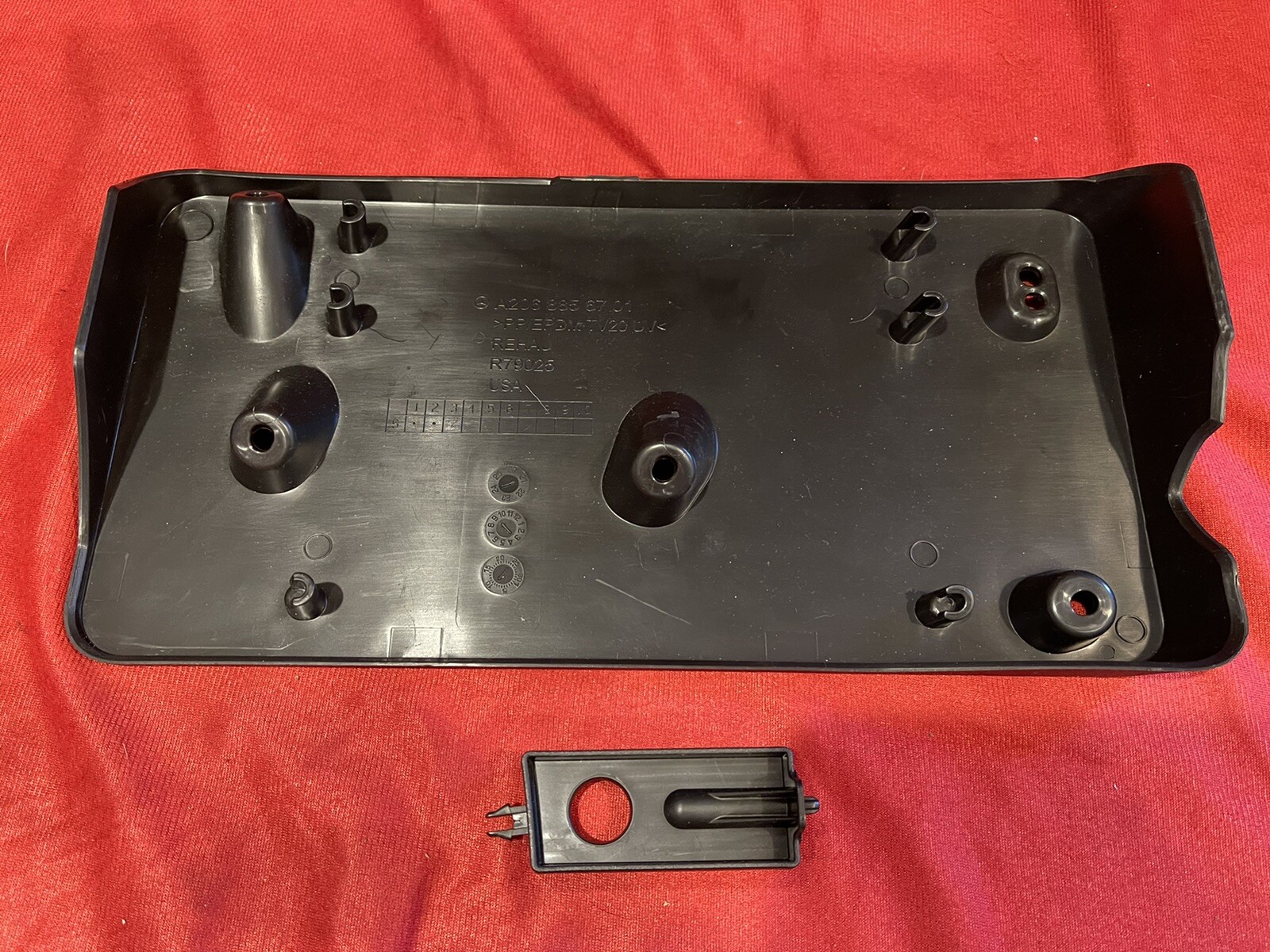 22-24 GENUINE MERCEDES BENZ C43 AMG FRONT LICENSE PLATE BRACKET OEM ...