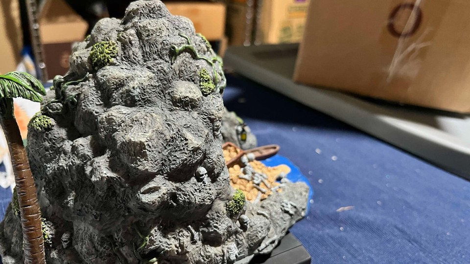 Isla de Muerta from Pirates of the Caribbean, Hawthorne Collection ...