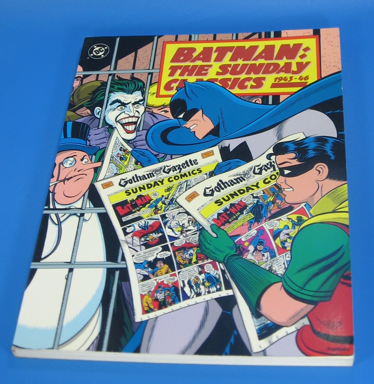Batman Sunday Classics 1943-46 DC Comics Newspaper Strip Collection ...