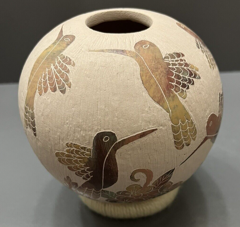 Mata Ortiz Pottery Armida Corona Vase Olla Hummingbird Sgraffito Art ...