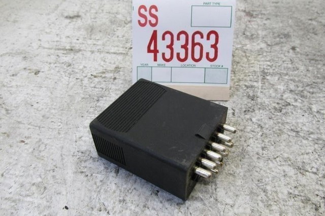 1992 MERCEDES 190e 2.3l 4cyl Fuel Pump Relay Module Computer OEM ...