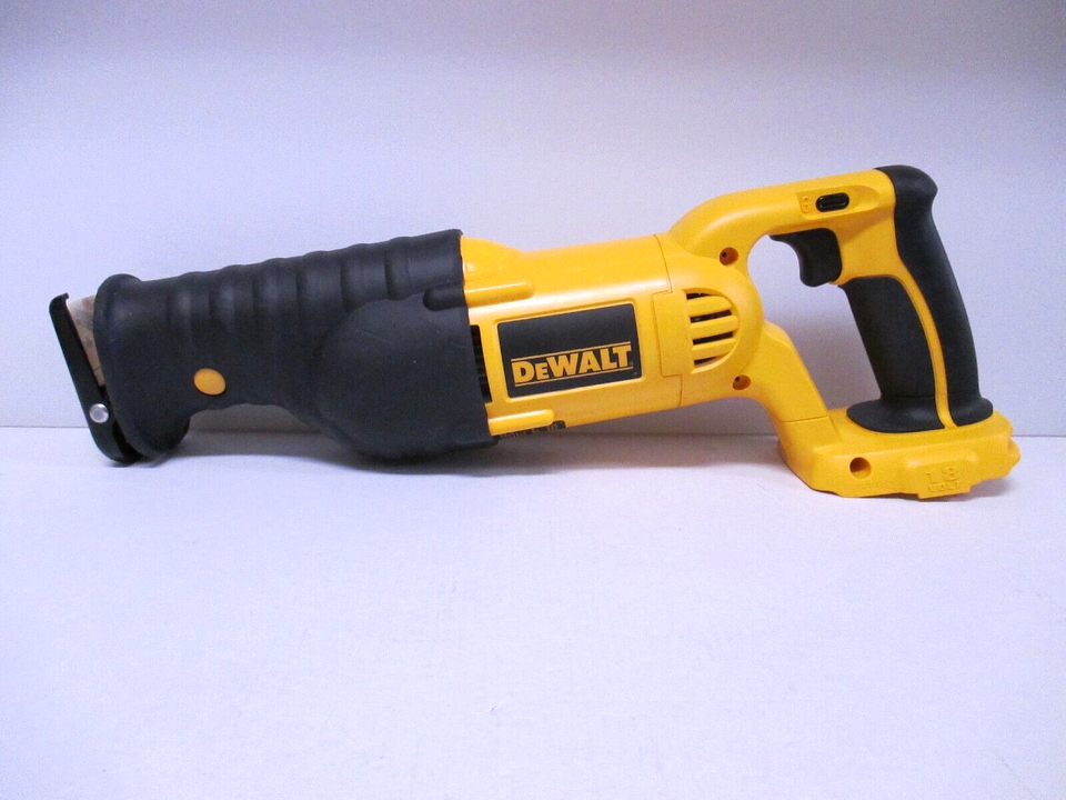 Dewalt DC385 18V Volt XRP Cordless Reciprocating Saw 4-Way BladeClamp ...