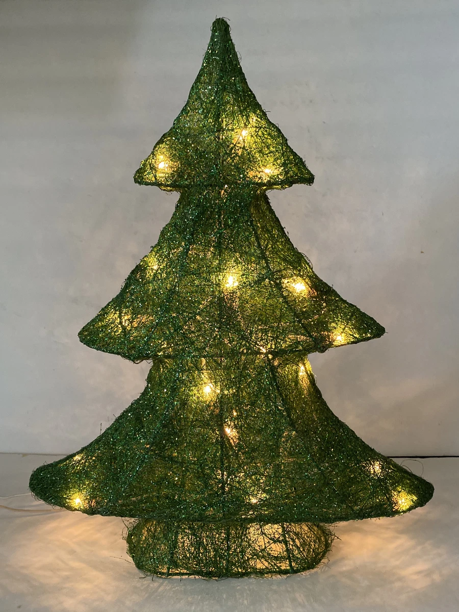 Pictures Of Decorated Christmas Trees With Mesh