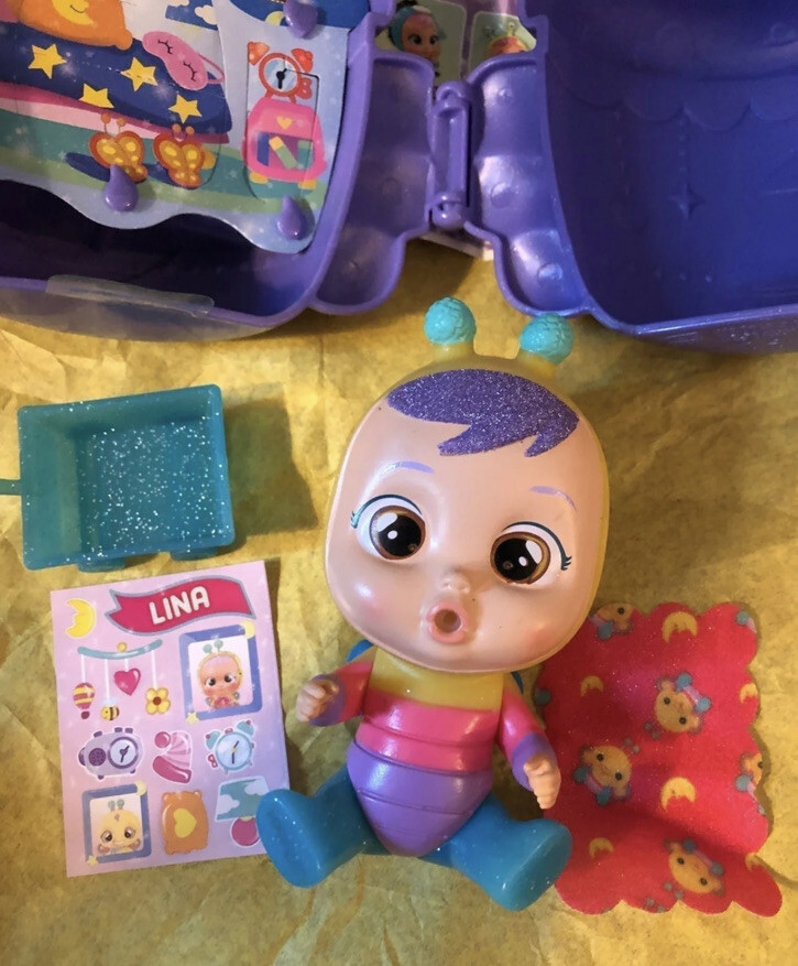 *NEW Cry Babies Magic Tears Winged House | Grelly USA