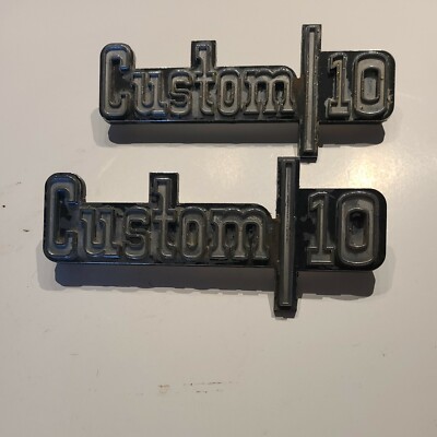 CHEVY CUSTOM/10 Custom 10 TRUCK FENDER EMBLEM OEM 6273123 | eBay