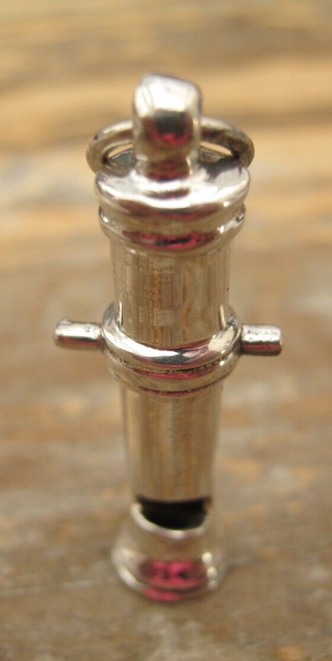Fantastic Solid Silver Royal Navy Canon Shaped Admirals Whistle ...