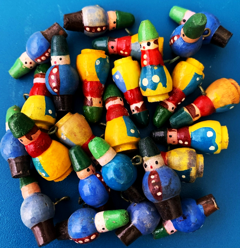 Lot of 24 Vintage Realistic Painted Wood People Buttons | eBay