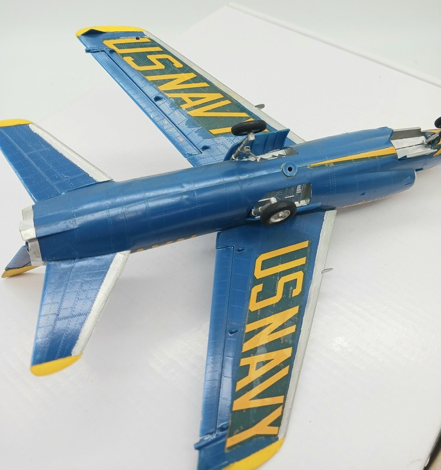 1:48 Rough Scale Built Plastic Model Jet Airplane Blue Angels F11 Tiger ...