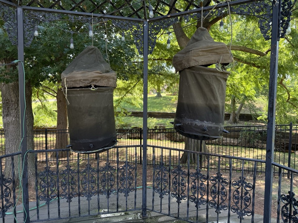 USGI Water Canvas Lyster Hanging Bag 36 Gallon. Military Surplus Camp ...