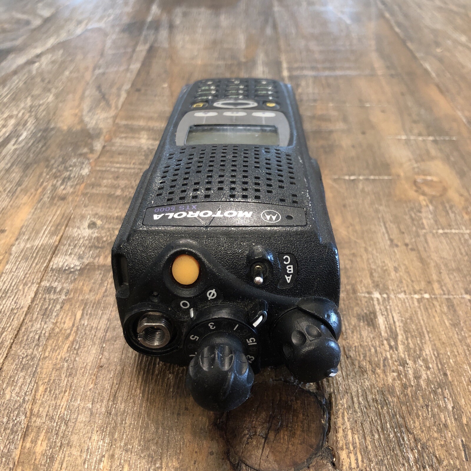 Motorola H18UCH9PW7AN XTS 5000 Model III 700 / 800 MHz Two Way Radio ...