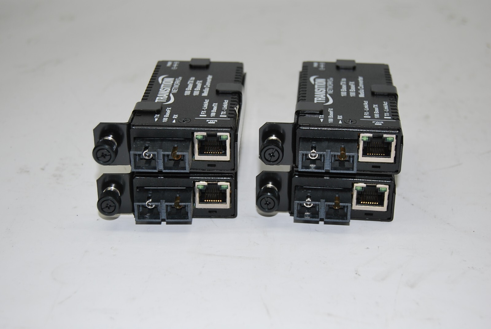 LOT-4 TRANSITION NETWORKS M/E-TX-FX-01 SC MEDIA CONVERTER 100BASETX TO ...