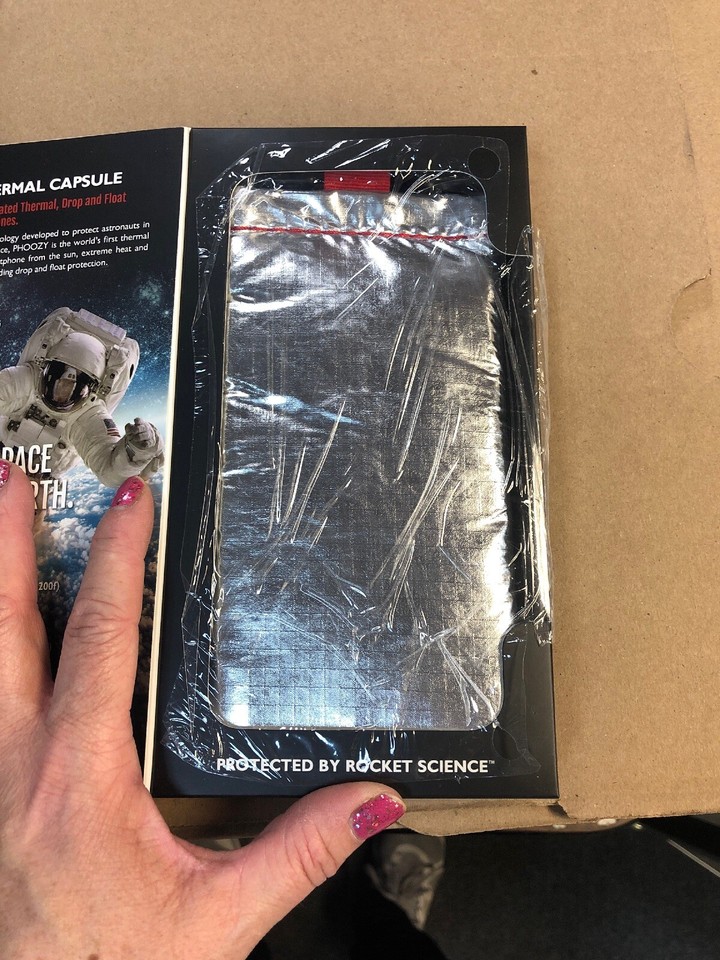 PHOOZY Insulated Phone Case - Weatherproof Protection Against Snow/Cold ...