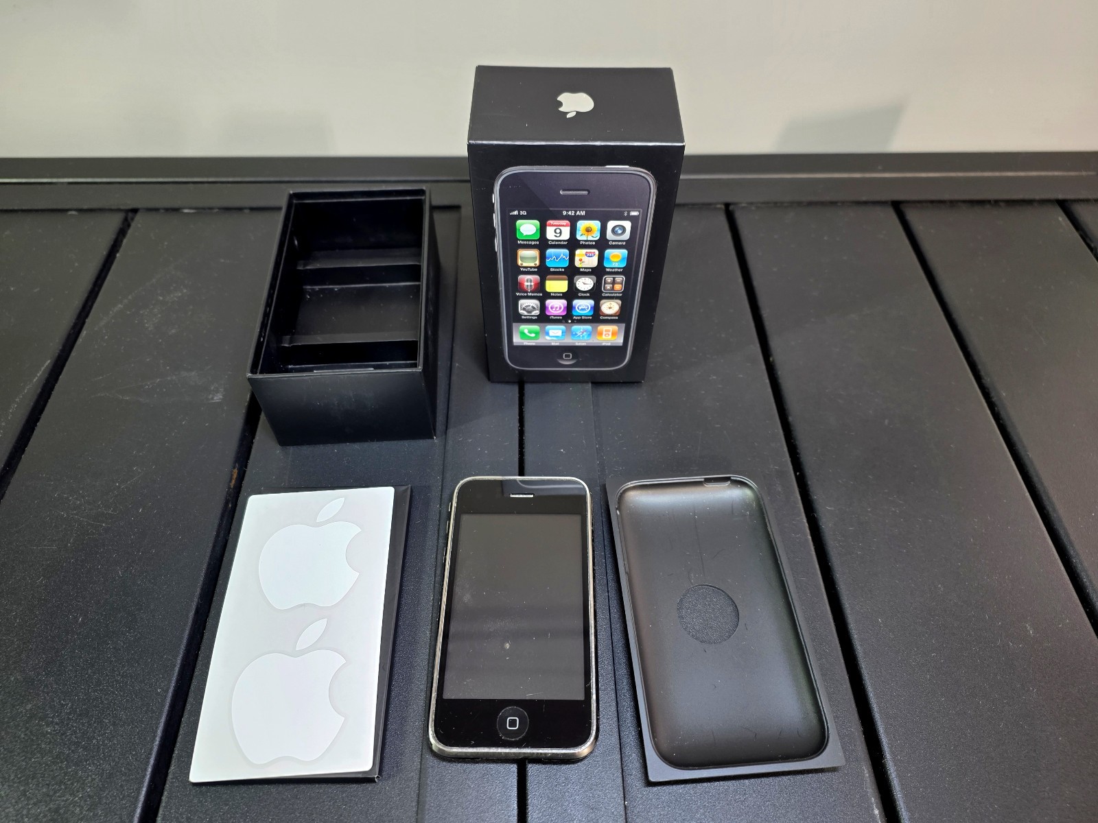 Apple iPhone 3GS 32GB Black Original w/ Box - A1303 | eBay