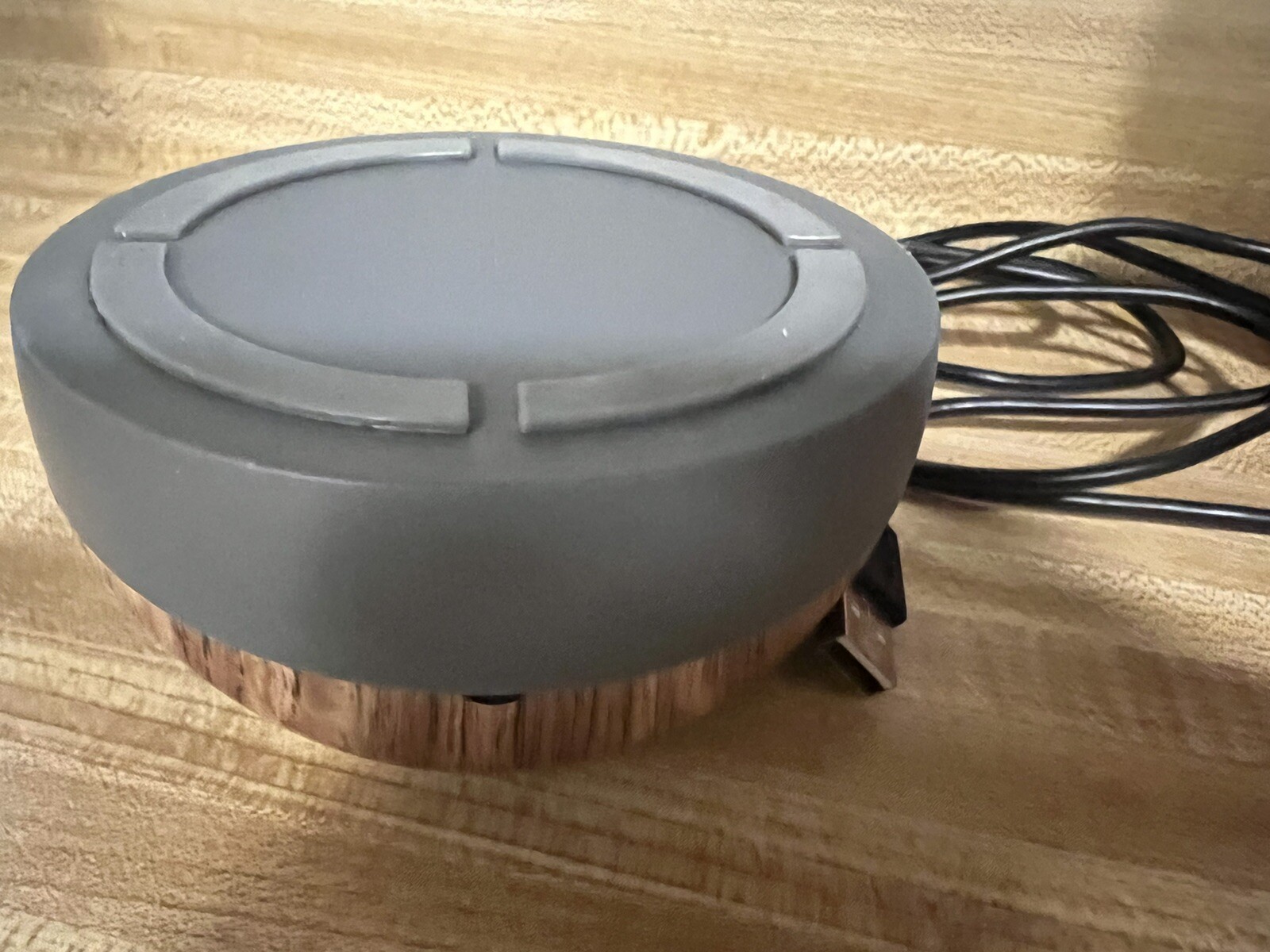 TYLT Twisty 10W Wireless Charging Pad | eBay