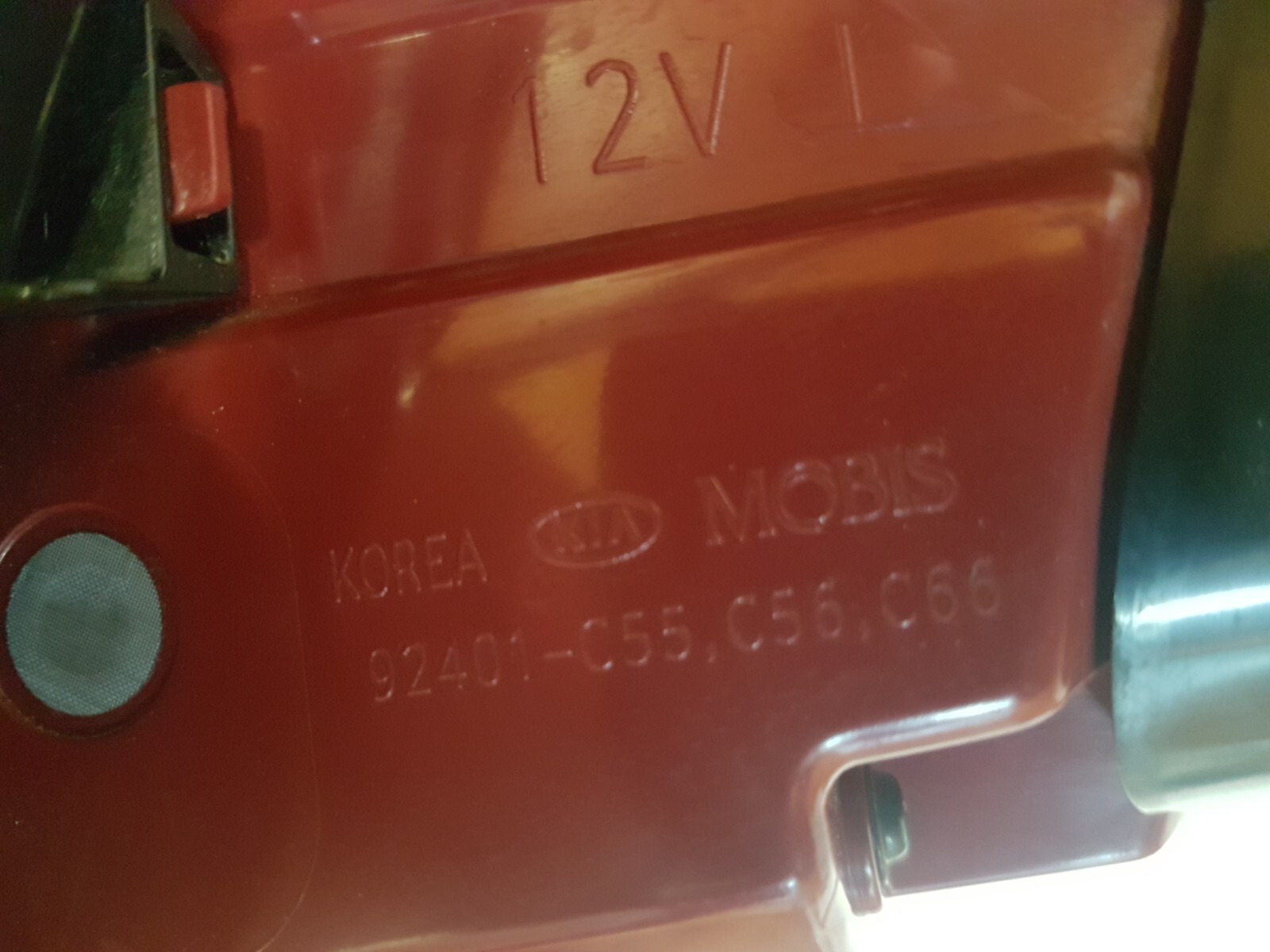Kia Sorento 2017 RHD Rear Left Tail Light OEM 92401C5500 for sale ...