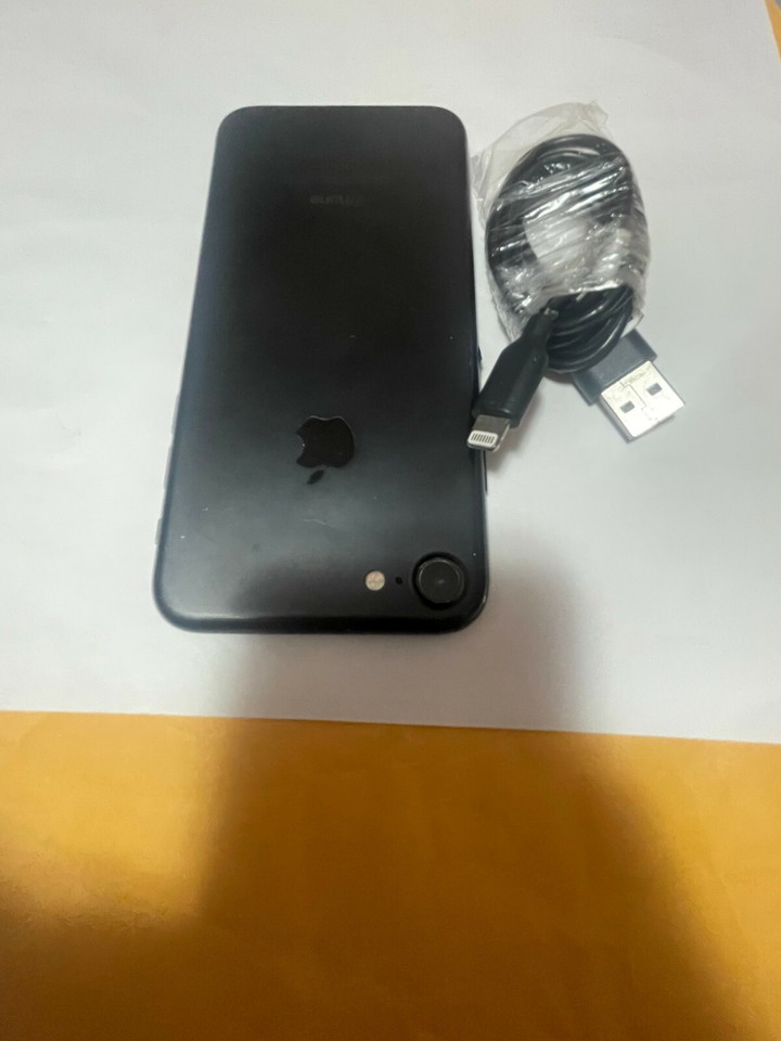 Apple iPhone Black A 1660 gsm x cdma as is LOT & U S B cord & extras | eBay