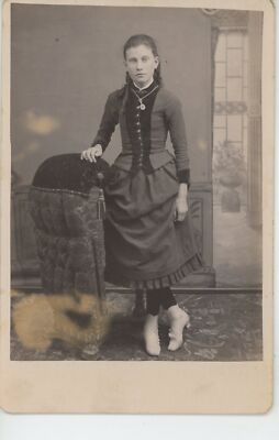 Young Woman Leaning against Prop Gillmore Worcester MA Cabinet Card 4x6 ...
