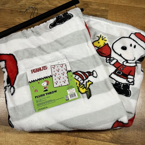 PEANUTS Snoopy Woodstock Christmas Plush Throw Blanket 50"x70” Santa ...
