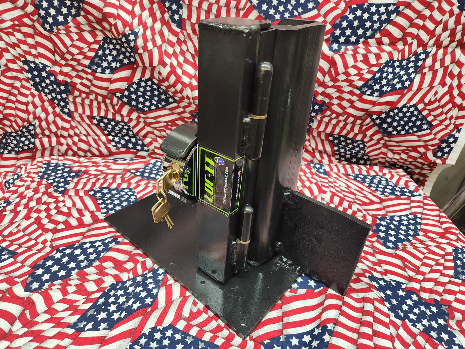 Tough Adjustable Channel Bolt Lock For Channel Couplers SECURE | Black