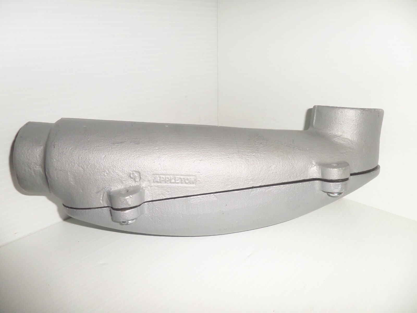 ⭐NEW⭐APPLETON LBD150 90º LB MOGUL PULL THRU MALL IRON CONDUIT FITTING 1 ...