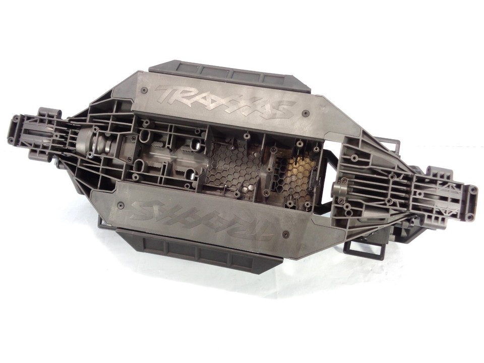 New Traxxas XRT 8s Complete Chassis Kit Front Rear Towers Bulkheads ...