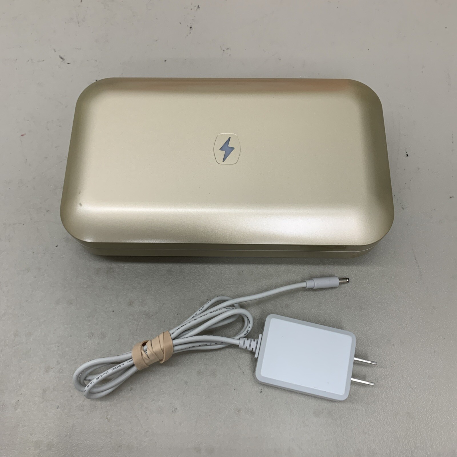 PHONESOAP Gold 3.0 Smartphone UV Sanitizer - Gold (121924) 670875603165 ...