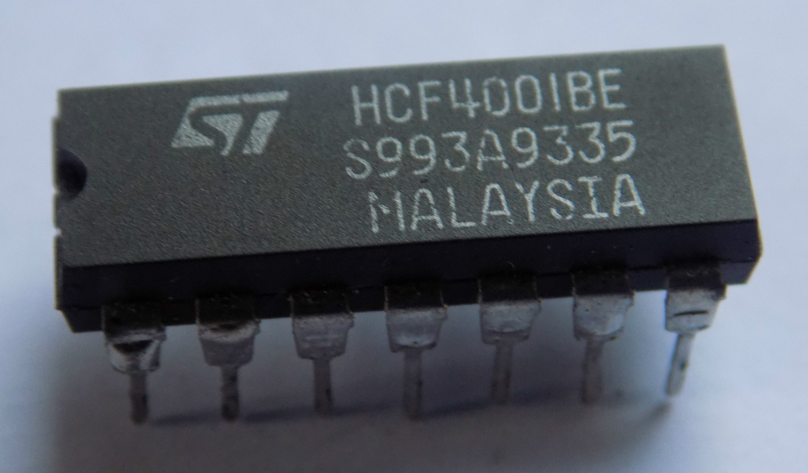 HCF4001BE DIP14 STMICROELECTRONICS 4 portes NOR à 2 Entrées | eBay