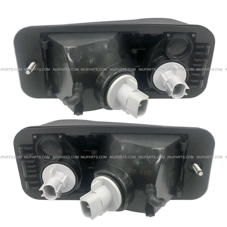 2008-2017 Isuzu NRR Truck Side Marker Light Assembly on Door Clear ...