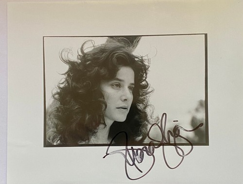 Debra Winger - Film - original Autogramm - Größe 25 x 20 cm | eBay UK