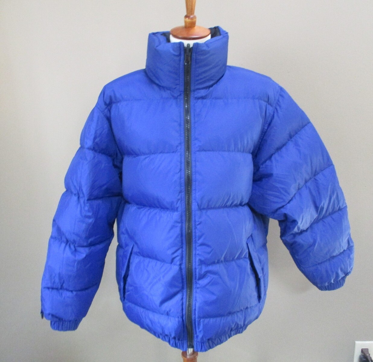 PERFECT JLC Reversible ROYAL BLUE & BLACK Quilted Puf… - Gem