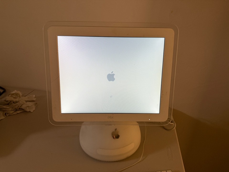 Apple G4 Computer 15 Screen 800 MHZ 256 MB/ 60HD. Parts Or Repair | eBay